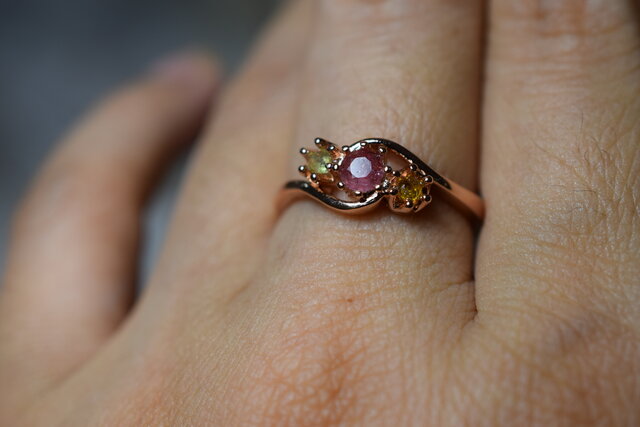 SR7-6 天然 トルマリン リング 指輪 フリーサイズ 金属アレルギー対応 | iichi 日々の暮らしを心地よくするハンドメイドやアンティークのマーケットプレイス