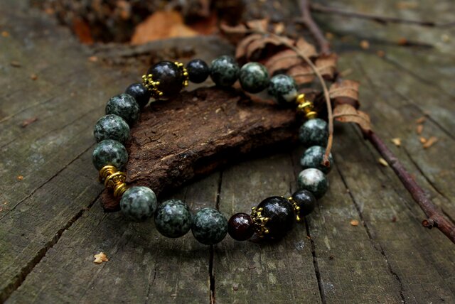 プレセリ、チンターマ二 古代のロマン、宇宙の神秘・・・願望成就 | iichi 日々の暮らしを心地よくするハンドメイドやアンティークのマーケットプレイス