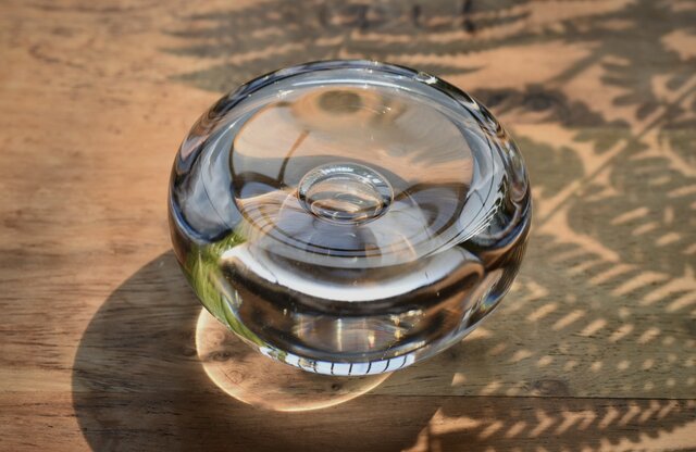 Float ring stand 【A】 | iichi 日々の暮らしを心地よくするハンドメイドやアンティークのマーケットプレイス