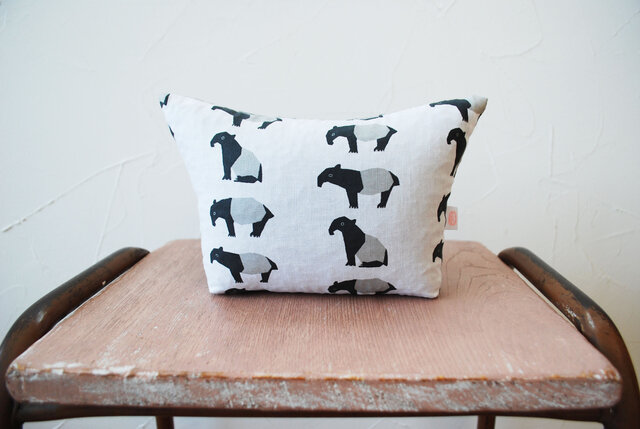 小さい船枕『FUNE：S』 | iichi 日々の暮らしを心地よくするハンドメイドやアンティークのマーケットプレイス