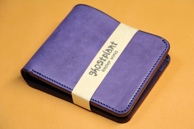 【インポケット二つ折り財布】国産オイル パープル ED-014 | iichi 日々の暮らしを心地よくするハンドメイドやアンティークのマーケットプレイス