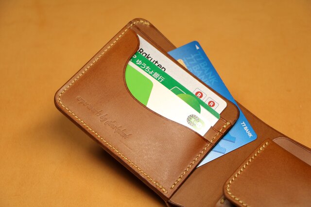 【インポケット二つ折り財布】国産オイル ワイン ED-014 | iichi 日々の暮らしを心地よくするハンドメイドやアンティークのマーケットプレイス