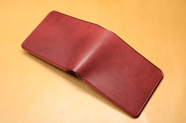 【インポケット二つ折り財布】国産オイル ワイン ED-014 | iichi 日々の暮らしを心地よくするハンドメイドやアンティークのマーケットプレイス