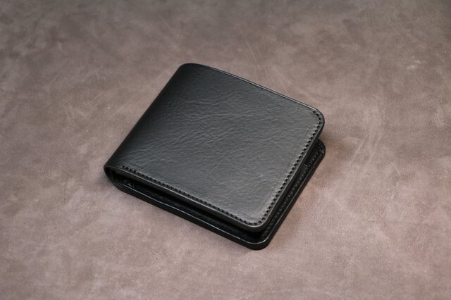 【インポケット二つ折り財布】ネブラスカ ブラック ED-014 | iichi 日々の暮らしを心地よくするハンドメイドやアンティークのマーケットプレイス