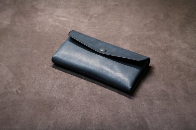 【ショート長財布】国産オイル ネイビー EA-015 | iichi 日々の暮らしを心地よくするハンドメイドやアンティークのマーケットプレイス