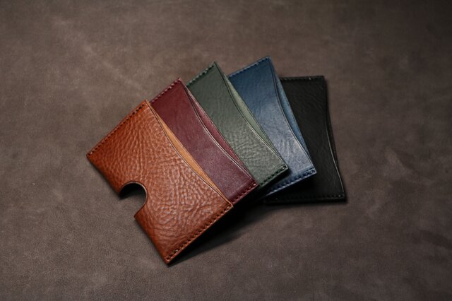 【シンプルカードケース】国産ヌメ 生成り EC-012 | iichi 日々の暮らしを心地よくするハンドメイドやアンティークのマーケットプレイス