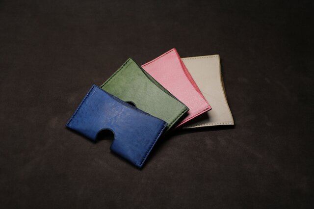 【シンプルカードケース】アラスカレザー ピンク EC-012 | iichi 日々の暮らしを心地よくするハンドメイドやアンティークのマーケットプレイス