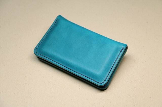 【薄マチ名刺入れ】国産オイル スカイブルー EC-002 | iichi 日々の暮らしを心地よくするハンドメイドやアンティークのマーケットプレイス