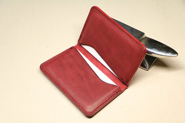 【薄マチ名刺入れ】ブッテーロ ブラック EC-002 | iichi 日々の暮らしを心地よくするハンドメイドやアンティークのマーケットプレイス