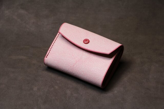 【コンパクトコインウォレット】アラスカレザー ピンク EB-006 | iichi 日々の暮らしを心地よくするハンドメイドやアンティークのマーケットプレイス