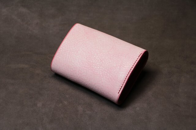【コンパクトコインウォレット】アラスカレザー ピンク EB-006 | iichi 日々の暮らしを心地よくするハンドメイドやアンティークの ...