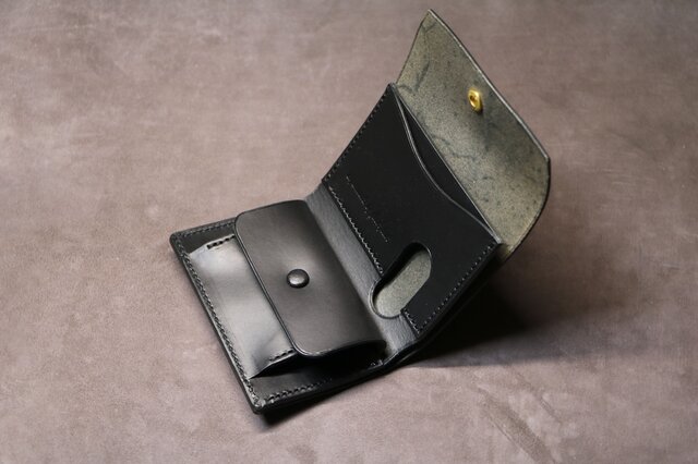 【コンパクトコインウォレット】ブッテーロ ブラック EB-006 | iichi 日々の暮らしを心地よくするハンドメイドやアンティークの ...