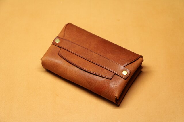 【ふんわり名刺入れ】国産オイル キャメル EC-006 | iichi 日々の暮らしを心地よくするハンドメイドやアンティークのマーケットプレイス