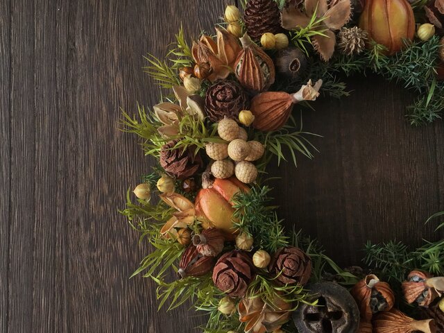 ハロウィンテイストのリースA(約21cm) | iichi 日々の暮らしを心地よくするハンドメイドやアンティークのマーケットプレイス