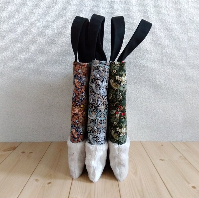 リバティ いちご泥棒 ボアのフラットミニトートバッグ ウィリアムモリス グレー系 836 | iichi 日々の暮らしを心地よくするハンドメイドやアンティークのマーケットプレイス