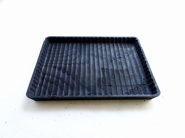 我谷盆 栗 21×16×2cm 墨染め | iichi 日々の暮らしを心地よくするハンドメイドやアンティークのマーケットプレイス