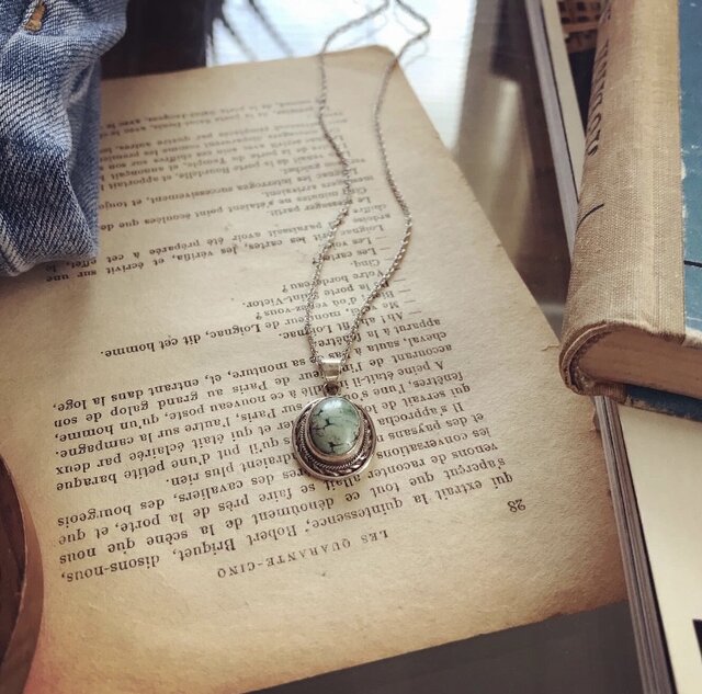 turquoiseのトラッドテイストなシルバーcoolネックレス〈2way 〉♡ | iichi 日々の暮らしを心地よくするハンドメイドやアンティークのマーケットプレイス