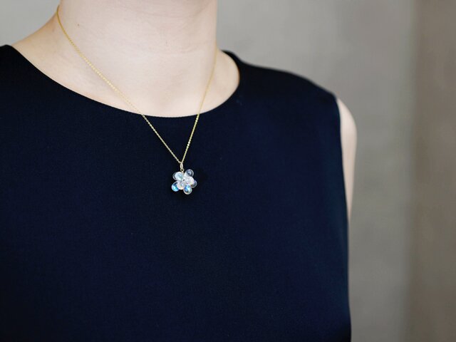 【14kgf ネックレス】シャボン玉 オーロラ ロング | iichi 日々の暮らしを心地よくするハンドメイドやアンティークのマーケットプレイス