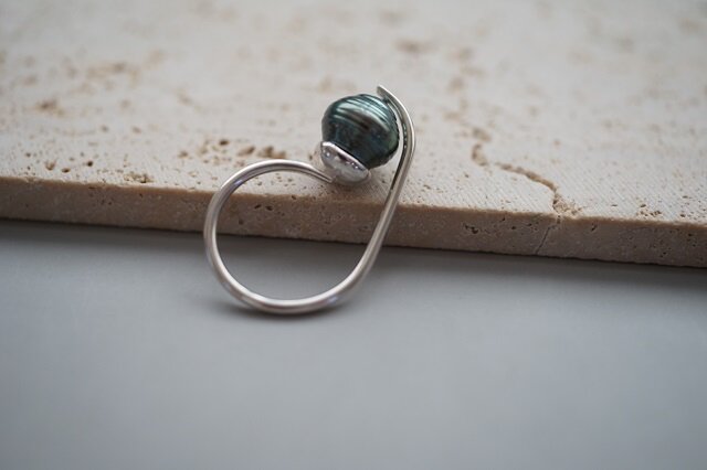 【seasons】タヒチパールリング | iichi 日々の暮らしを心地よくするハンドメイドやアンティークのマーケットプレイス