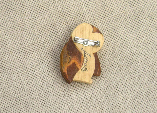 メンフクロウ ブローチ | iichi 日々の暮らしを心地よくするハンドメイドやアンティークのマーケットプレイス