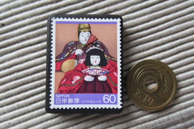 日本 切手ブローチ 10055 | iichi 日々の暮らしを心地よくするハンドメイドやアンティークのマーケットプレイス