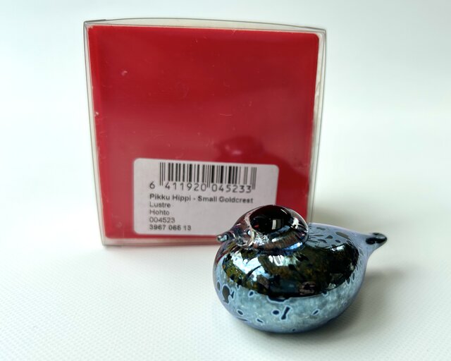 Nuutajarvi オイバ・トイッカ Small Goldcrest 箱付き バード | iichi 日々の暮らしを心地よくするハンドメイドやアンティークのマーケットプレイス