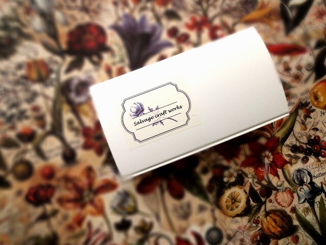 紫陽花のバナナクリップ 八重咲きの艶やか紫陽花 ライトピンク | iichi 日々の暮らしを心地よくするハンドメイドやアンティークのマーケットプレイス