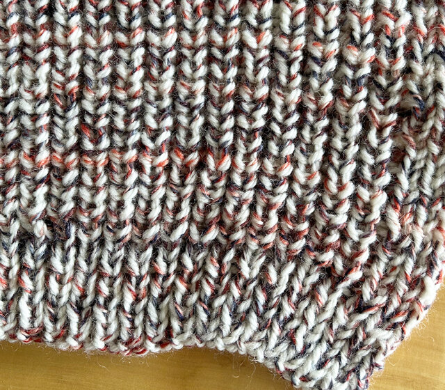 ハニカムケーブルベストスヌード/ECRU×MULTICOLOR | iichi 日々の暮らしを心地よくするハンドメイドやアンティークのマーケットプレイス