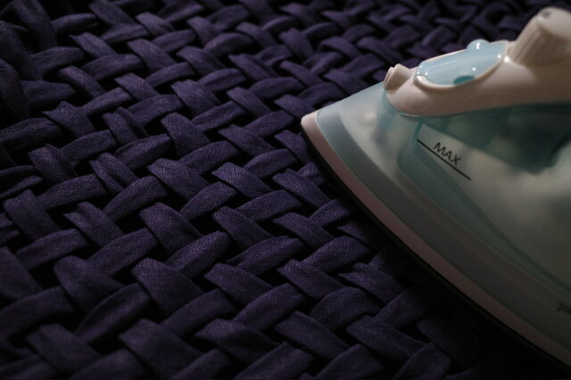 Smocking刺繍のトートバッグ | iichi 日々の暮らしを心地よくするハンドメイドやアンティークのマーケットプレイス