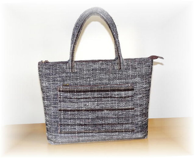 裂き織りファスナー付きA4トート B－170 | iichi 日々の暮らしを心地よくするハンドメイドやアンティークのマーケットプレイス