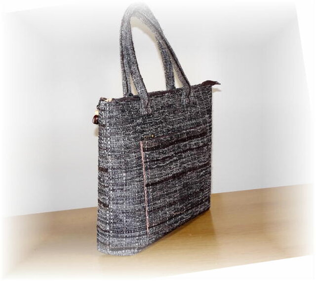 裂き織りファスナー付きA4トート B－170 | iichi 日々の暮らしを心地よくするハンドメイドやアンティークのマーケットプレイス