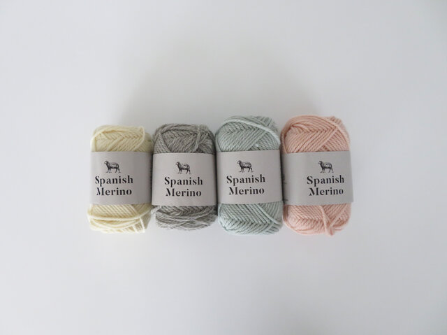 ハニカムの湯たんぽカバー small | iichi 日々の暮らしを心地よくするハンドメイドやアンティークのマーケットプレイス