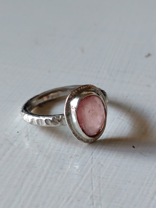 スイートホーム鉱山産ロードクロサイトシルバーリング#9.5 | iichi 日々の暮らしを心地よくするハンドメイドやアンティークのマーケットプレイス