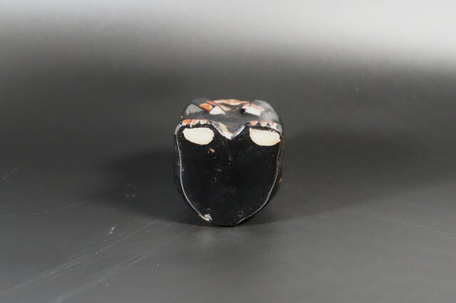 Makie Kuroneko 蒔絵 黒猫 003 | iichi 日々の暮らしを心地よくするハンドメイドやアンティークのマーケットプレイス