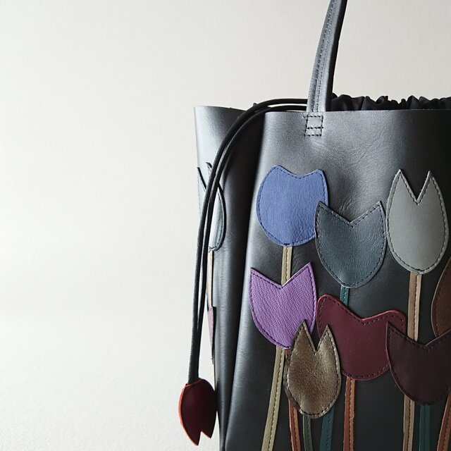 tulip leather 3way bag [black/S] | iichi 日々の暮らしを心地よくするハンドメイドやアンティークのマーケットプレイス