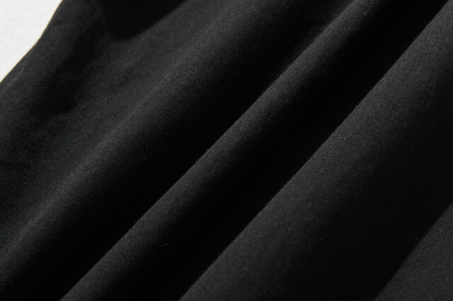 着まわし力抜群 裏地付きパンツ ロングパンツ コットン ブラック 241009-3 | iichi 日々の暮らしを心地よくするハンドメイドやアンティークのマーケットプレイス