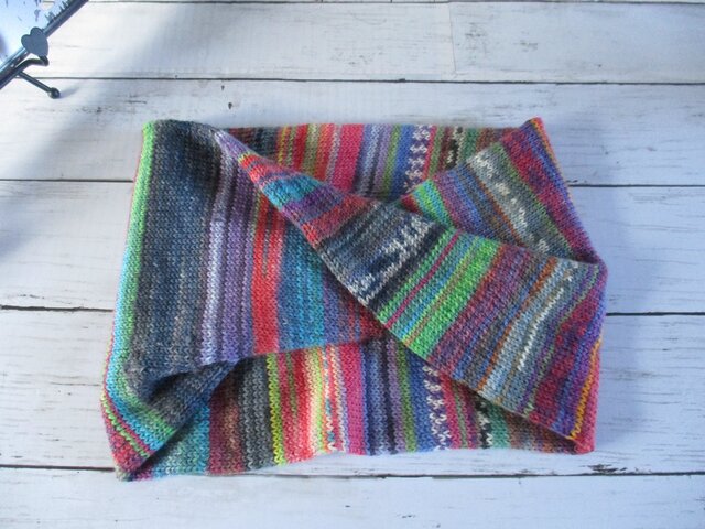 scrappie cowl opal Schafpate ミックス | iichi 日々の暮らしを心地よくするハンドメイドやアンティークの ...