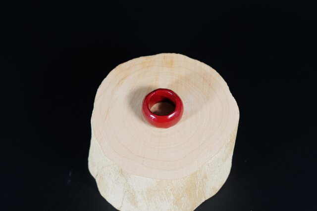 Urushi Ring - Aka 001 10号 | iichi 日々の暮らしを心地よくするハンドメイドやアンティークのマーケットプレイス