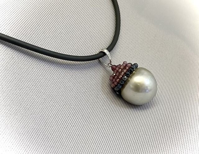 Mitra（ミートラ3） | iichi 日々の暮らしを心地よくするハンドメイドやアンティークのマーケットプレイス