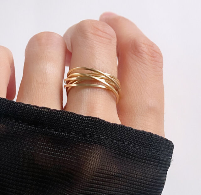 Classy 14kgf 3連 6連 リング 指輪 | iichi 日々の暮らしを心地よくするハンドメイドやアンティークのマーケットプレイス