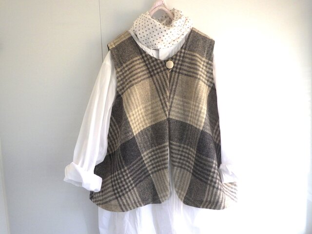 ベスト BSⅢ ウール グレー | iichi 日々の暮らしを心地よくするハンドメイドやアンティークのマーケットプレイス