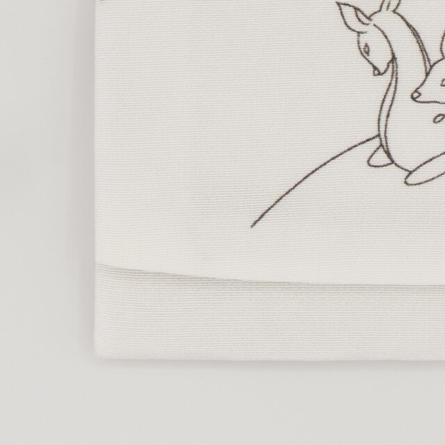 京友禅 カードケース（名刺ケース）『ONE TONE』 鹿 白基調・モノトーン | iichi 日々の暮らしを心地よくするハンドメイドやアンティークのマーケットプレイス