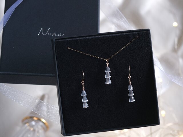 K10yg / Sサイズ Tiny tree necklace ツリーネックレス 星 クォーツ クリスマスツリー ゴールド | iichi 日々の暮らしを心地よくするハンドメイドやアンティーク ...