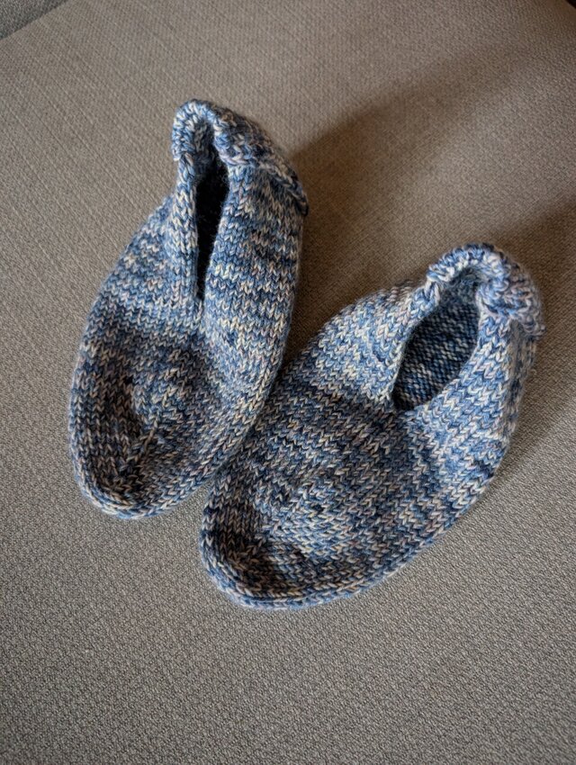 No.1505 ルームソックス | iichi 日々の暮らしを心地よくするハンドメイドやアンティークのマーケットプレイス