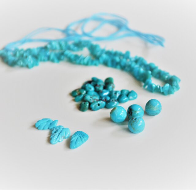 天然色ナチュラルカットターコイズ（トルコ石）のネックレス＊43cm 送料無料♪ | iichi 日々の暮らしを心地よくするハンドメイドやアンティークのマーケットプレイス