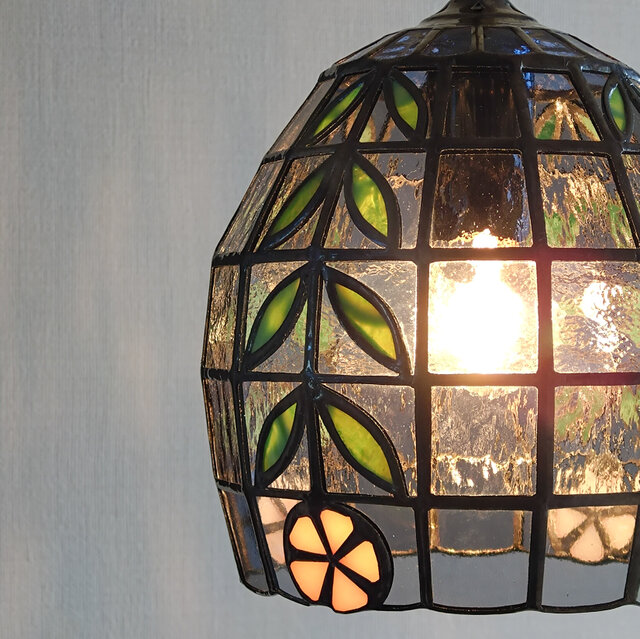 petite fleur＊お花のペンダントライト | iichi 日々の暮らしを心地よくするハンドメイドやアンティークのマーケットプレイス