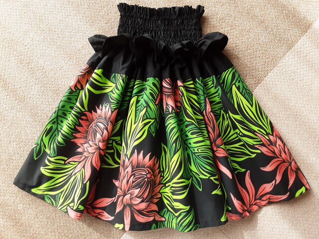 パウスカート：丈53cm：フリル：ケイキ子供 B3 | iichi 日々の暮らしを心地よくするハンドメイドやアンティークのマーケットプレイス