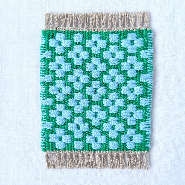 北欧手織り:ローゼンゴン織りコースター（small flowers）グリーン | iichi 日々の暮らしを心地よくするハンドメイドやアンティークのマーケットプレイス