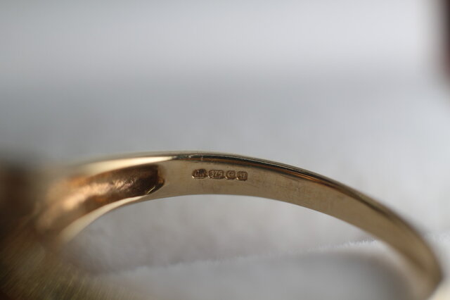 傑作 ゴールド 英国 ビンテージ 1962年 天然 ガーネット 指輪 リング 375 ジュエリー レディース J159 | iichi 日々の暮らしを心地よくするハンドメイドやアンティークの ...