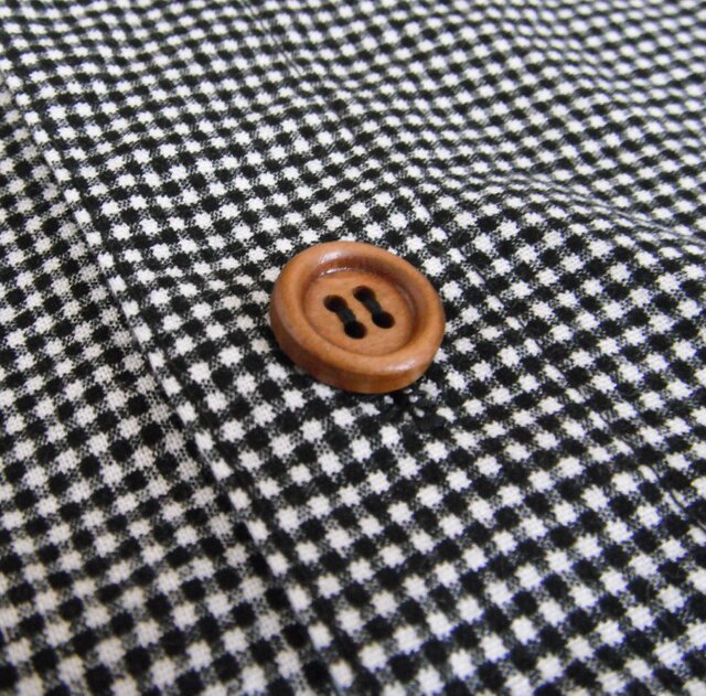 木綿のかっぽう着 黒チェック | iichi 日々の暮らしを心地よくするハンドメイドやアンティークのマーケットプレイス